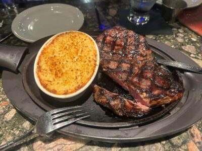 27 Tasty Gatlinburg Restaurants To Satisfy Your Appetite
