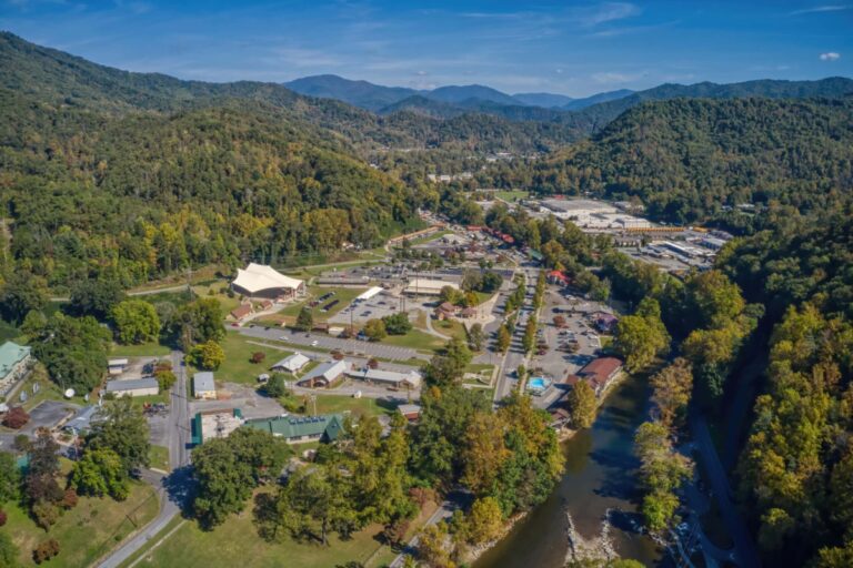 2026 ULTIMATE Guide Of Things To Do In Sevierville Tennessee
