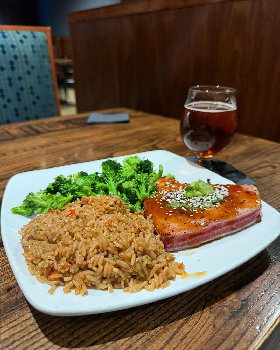13 Restaurants In Pigeon Forge TN You'll Di(n)e For